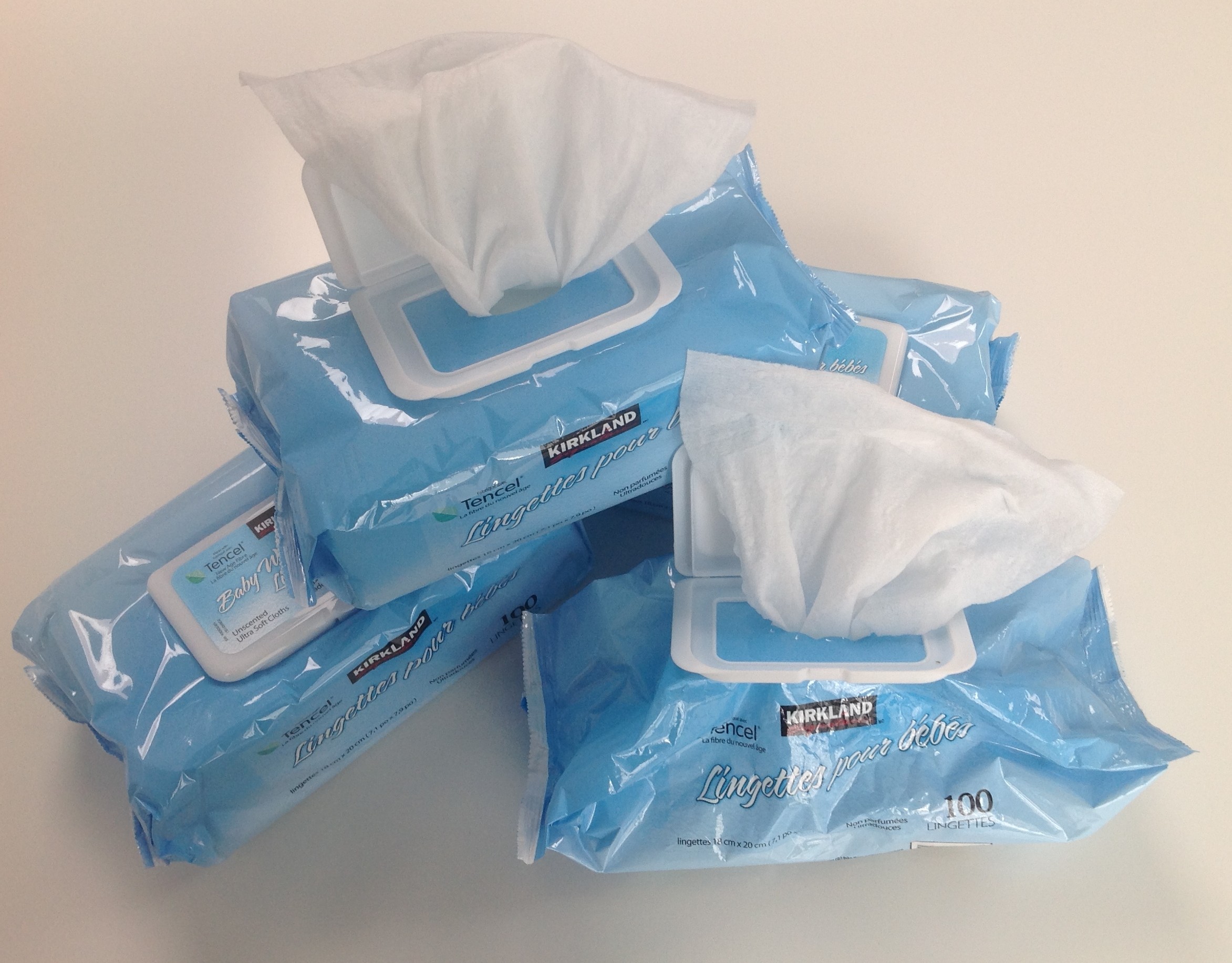 Clever Uses For Baby Wipes - SavvyMom