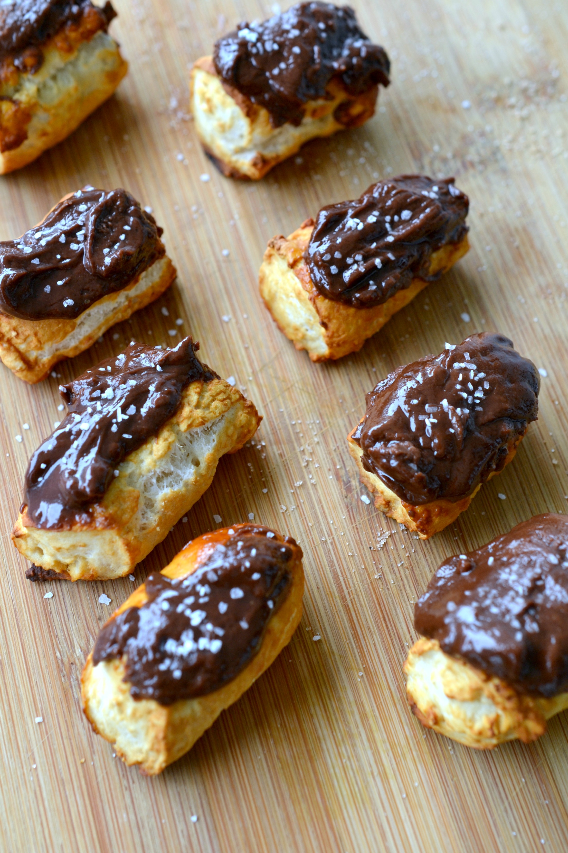 Nutella Pretzel Bites - SavvyMom