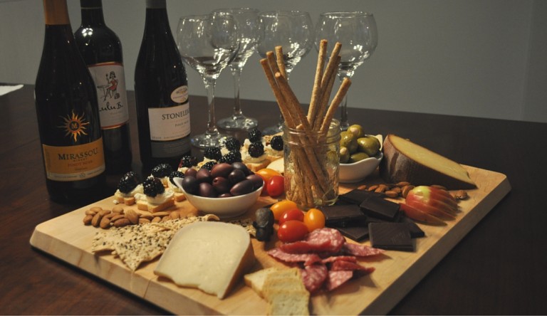 How to Host an Amazing Wine Tasting Party - SavvyMom