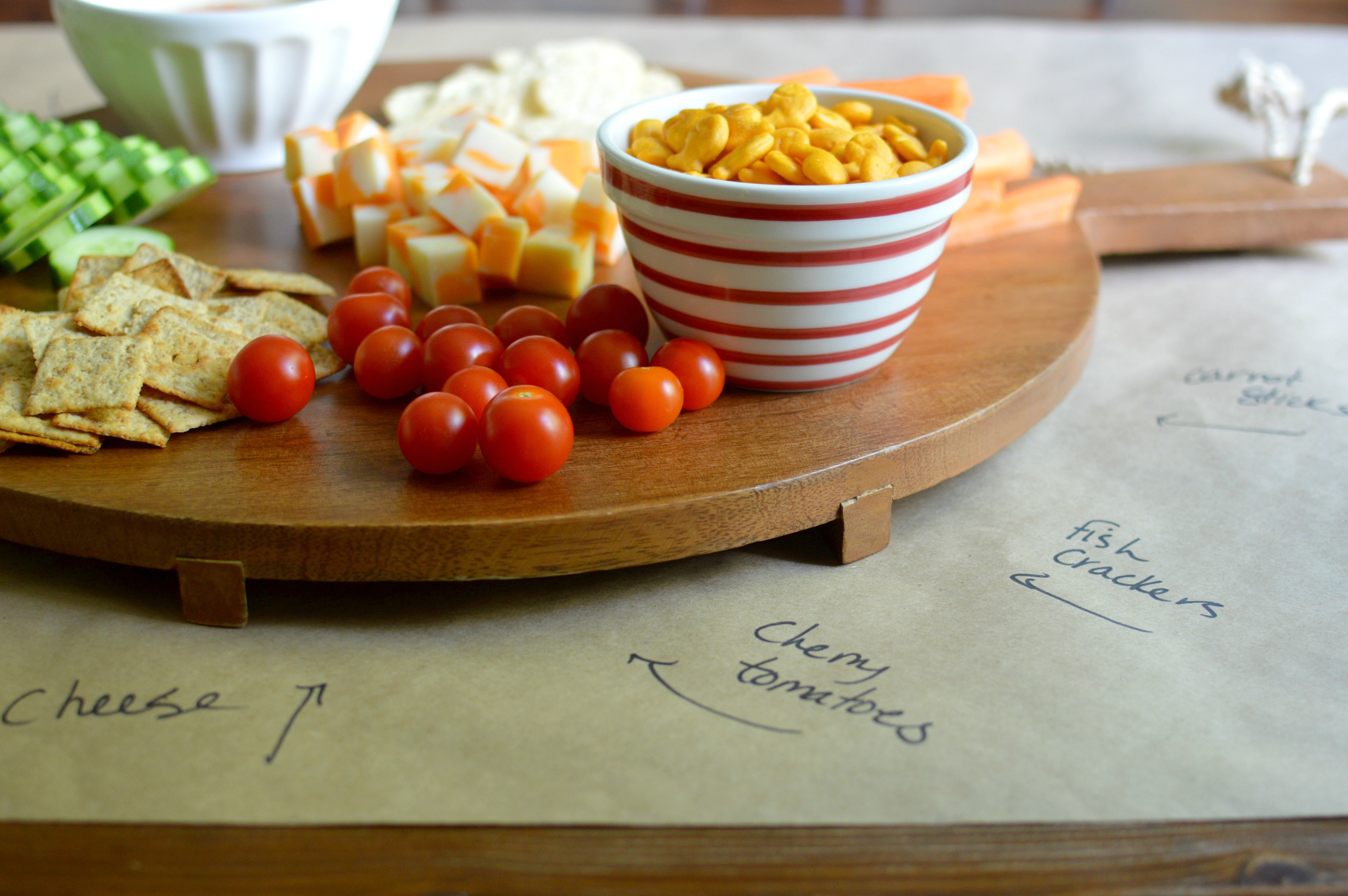 Turn Basic Kraft Paper into Surprisingly Clever Party Decorations ...
