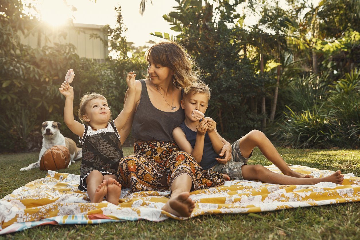 5 Fun Ideas to Savour the Last Days of Summer - SavvyMom