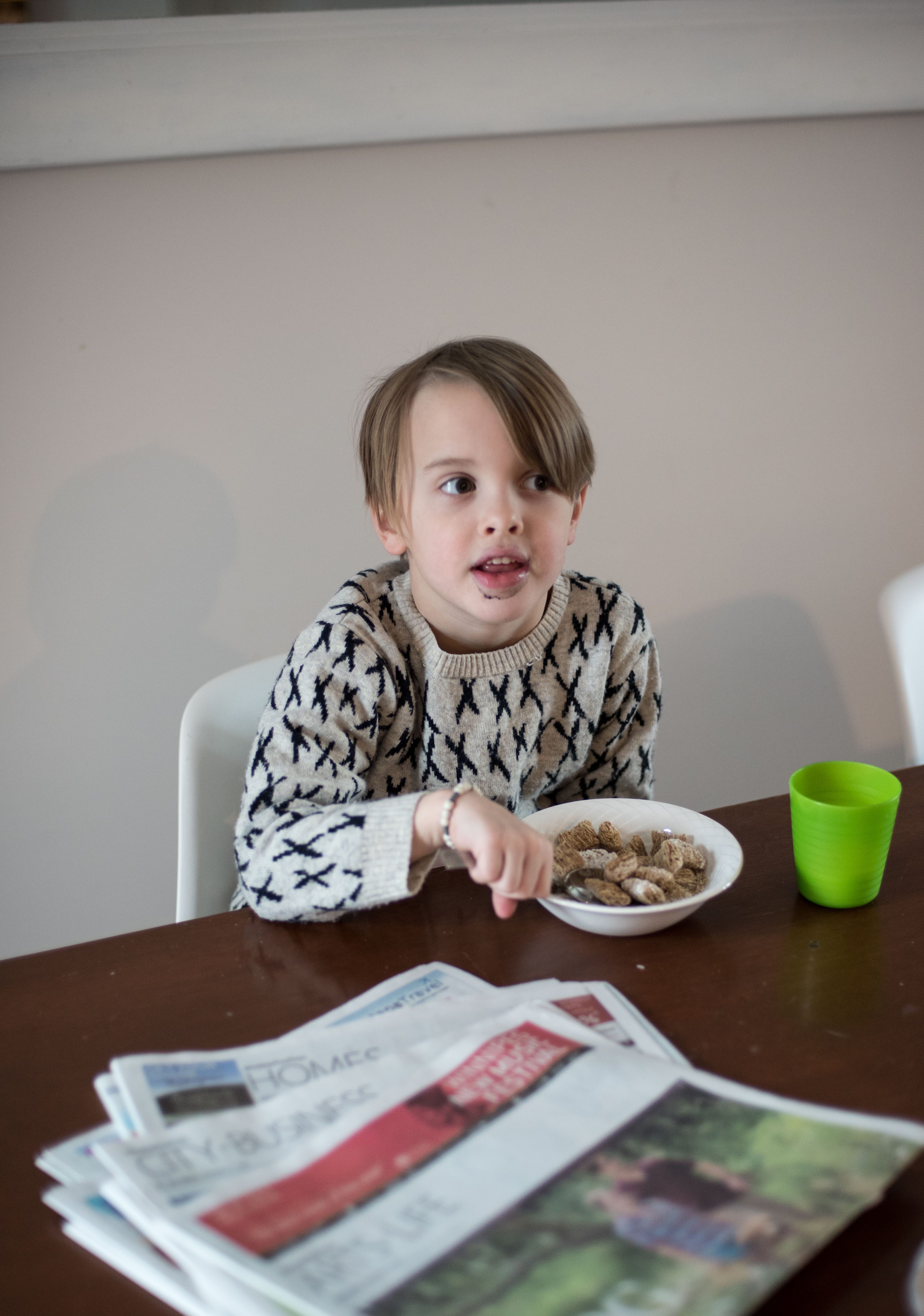 Reading the Newspaper and Sharing Current Events with Kids - SavvyMom