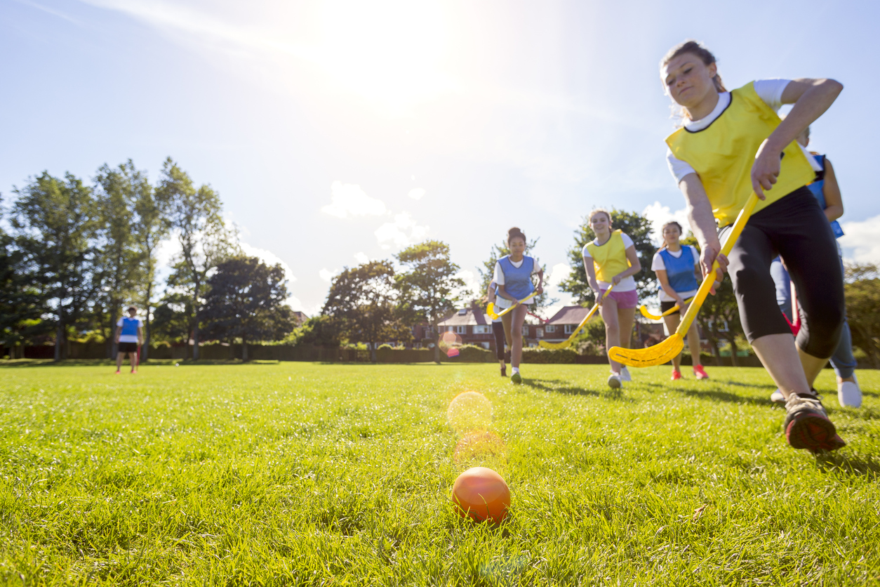 Tips for Managing Multiple Kids in Extra Curricular Activities - SavvyMom