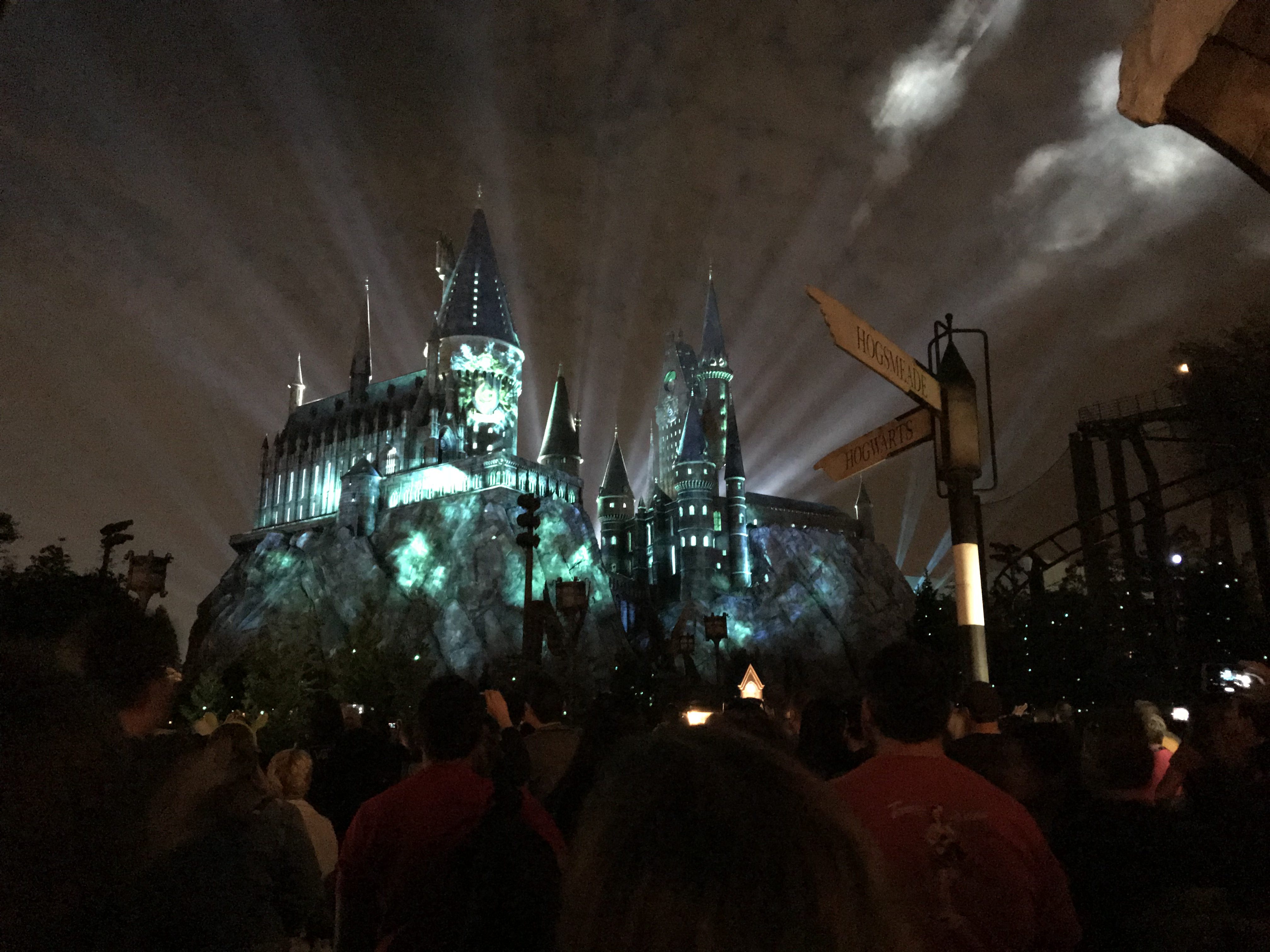 How to Experience the Wizarding World of Harry Potter in One Day - SavvyMom