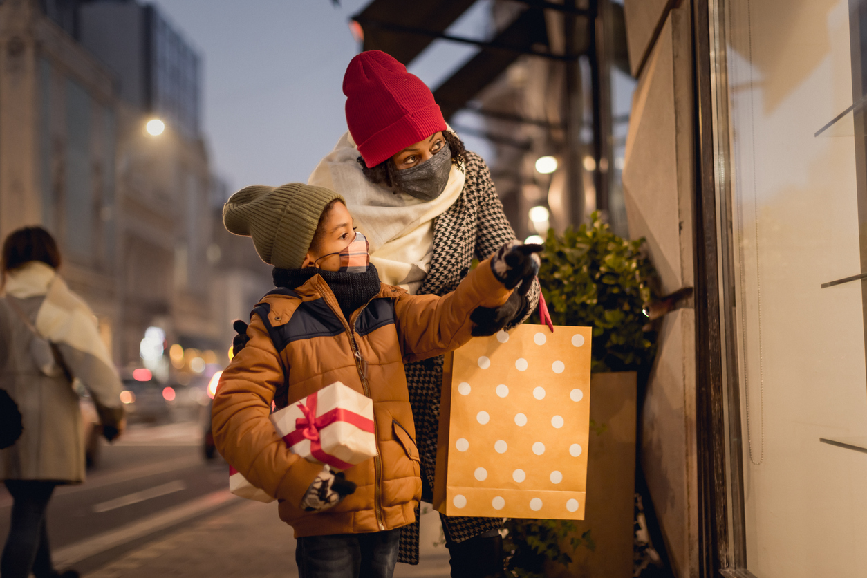 Where to Do Your Last-Minute Holiday Shopping in Toronto - SavvyMom